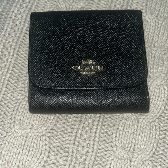 Coach | Bags | Nwt Coach Wyn Small Leather Black Wallet | Poshmark